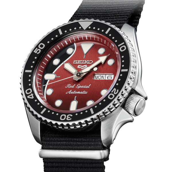 Seiko Seiko 5 Prices as of May 2026 | WatchCharts