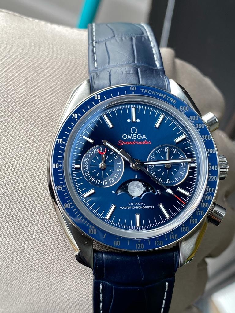 Mint Omega Speedmaster Chronograph Moonphase Blue Sunburst Dial ...