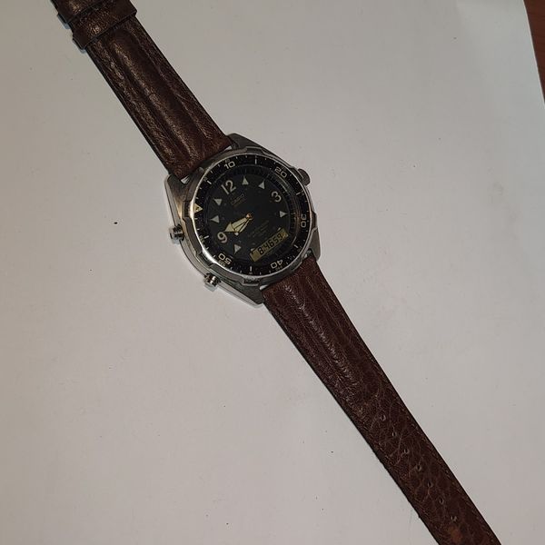 Casio Vintage AMW 320D Dual Display Watch for parts repair ...