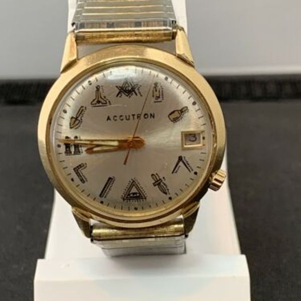 Vintage Rare Bulova Accutron Masonry 14K Gold Original Wristwatch ...