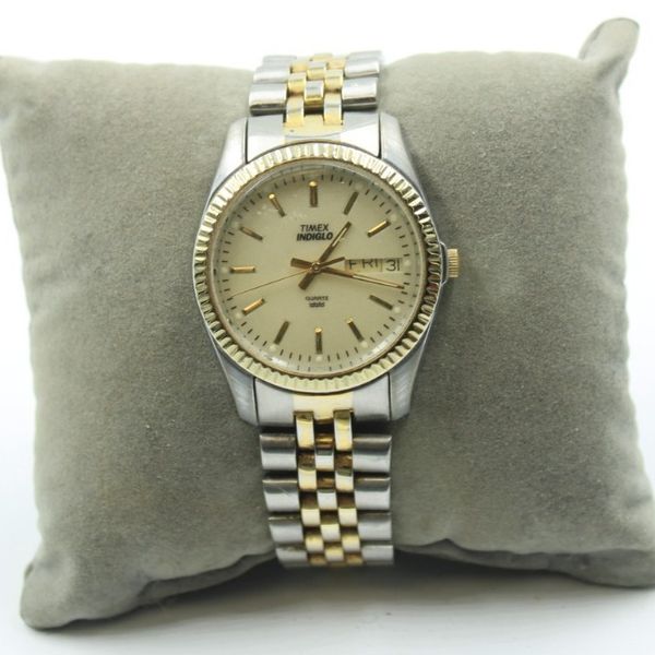 TIMEX Indiglo Stainless Steel Day/Date Quartz Wristwatch Spares/Repairs ...