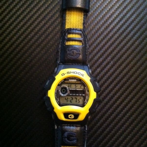 G-Shock Old School model 1659 DW-004 !Yellow! SOLD | WatchCharts ...