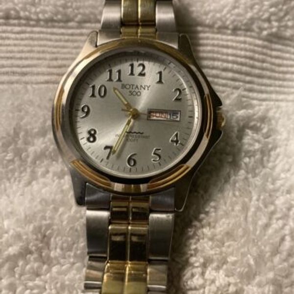 Botany 500 -Gold Tone & Seiko GLX -Silver Tone watches | WatchCharts ...