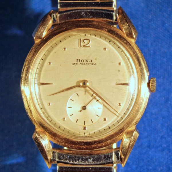 VINTAGE DOXA 18K SOLID GOLD MAN'S WRISTWATCH AND IN RUNNING CONDITION ...