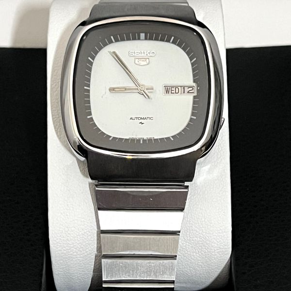 Seiko 5 Automatic 7009 5110 White Square TV Dial Vintage Silver Steel ...