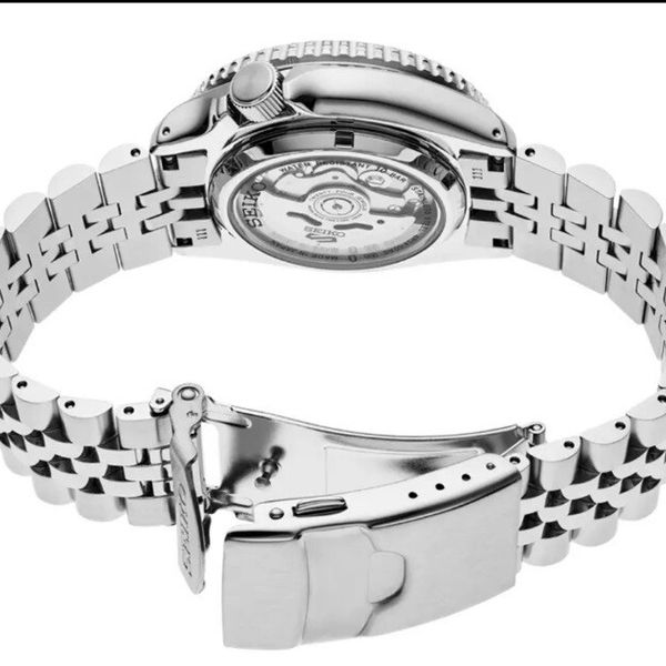 Seiko 5 Sports SSK019 Automatic Water-Resistant 24 Jewel Men's Watch ...