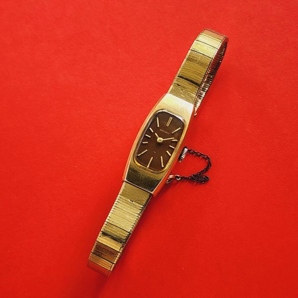 Seiko Ladies Vintage Watch Mechanical Rare Brown Dial With Bracelet 1520-3559 | WatchCharts ...