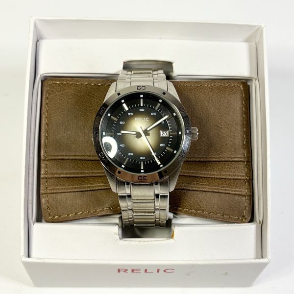 Relic by Fossil Men's Stainless Steel Watch and wallet new in box ...