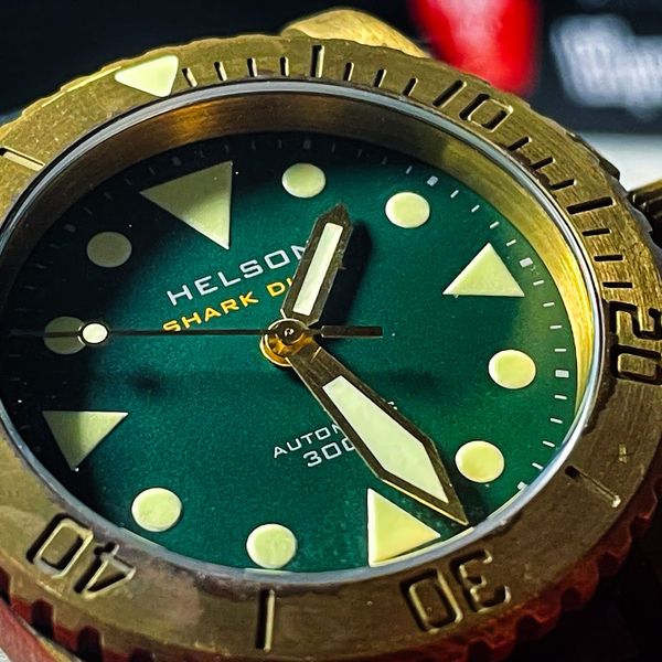 [WTS] Helson Shark Diver 38mm Brass - Rare Green Dial Automatic Dive ...