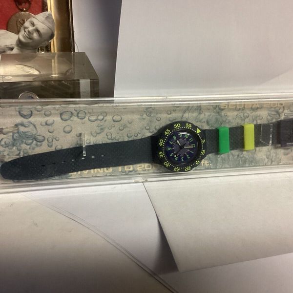 Swiss Made Swatch Scuba Diver 200M Quartz Men Watch Neon SDN 104 1993 ...