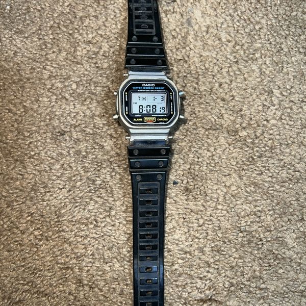 Casio 901 G Shock Resist Digital Wrist Watch DW-5600 Vintg Prob w ...