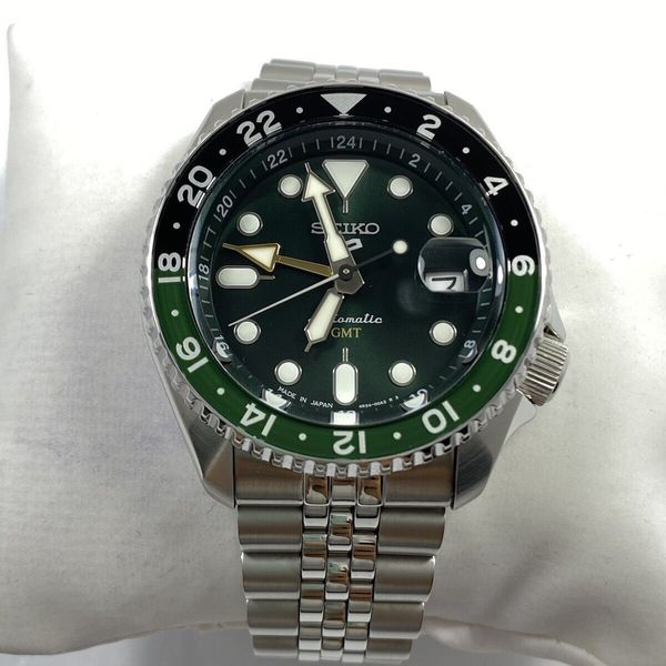 Seiko 5 Sports SKX GMT Automatic Green Dial Stainless Steel Men's Watch ...