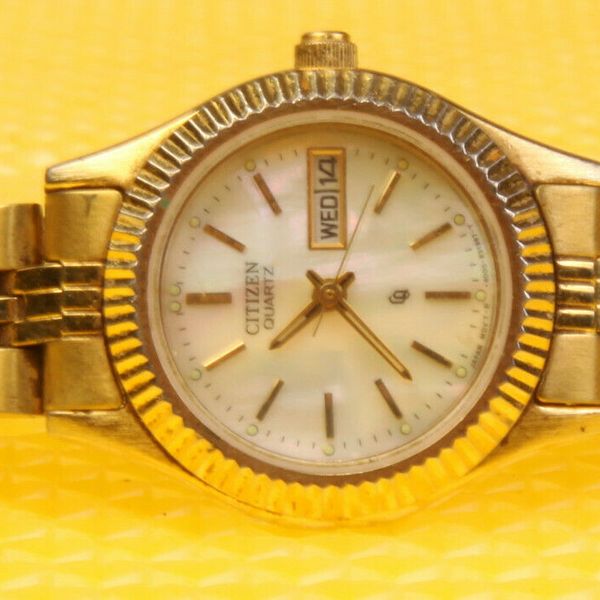 Women's CITIZEN "6000-R00421" Rоlex-Homage Quartz Watch | WatchCharts