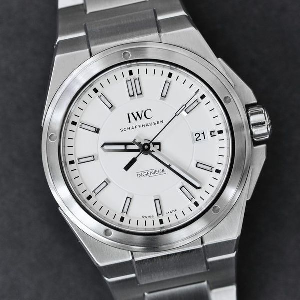 FS: IWC Ingenieur IW3239-04, 40mm, White Dial, Silver Indices, Near ...