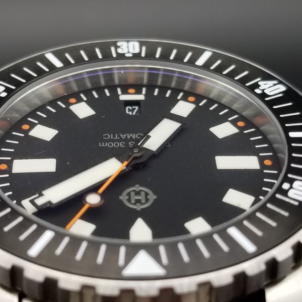 Helm Vanuatu Automatic Dive watch v4 | WatchCharts Marketplace