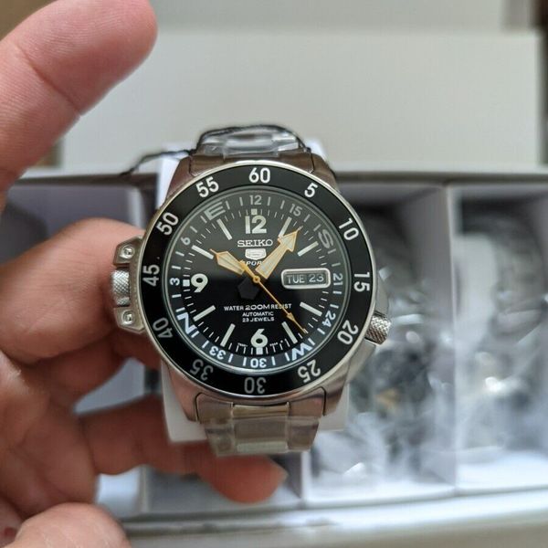 New Seiko 5 SKZ211K1 Sports Map Meter Atlas Black Automatic Men's Watch ...