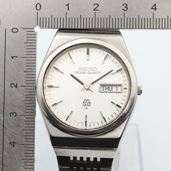 *NEAR MINT* Vintage SEIKO Grand Quartz 9943-8000 Silver Dial Round Mens ...