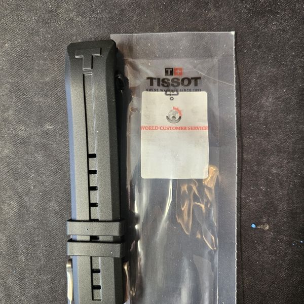 TISSOT T-TOUCH GOLD CONNECT SOLAR TITANIUM + ADDITIONAL TISSOT RUBBER ...