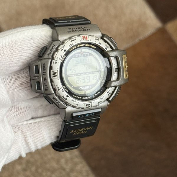 Rare Vintage Casio Pro Trek PRT-40 Bassing Gear Triple Sensor Digital ...