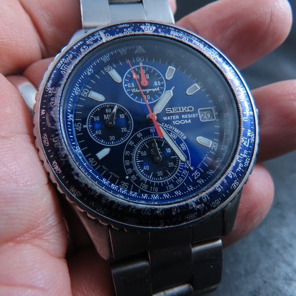 V657 Japan Seiko Chronograph Quartz Men Watch | WatchCharts Marketplace