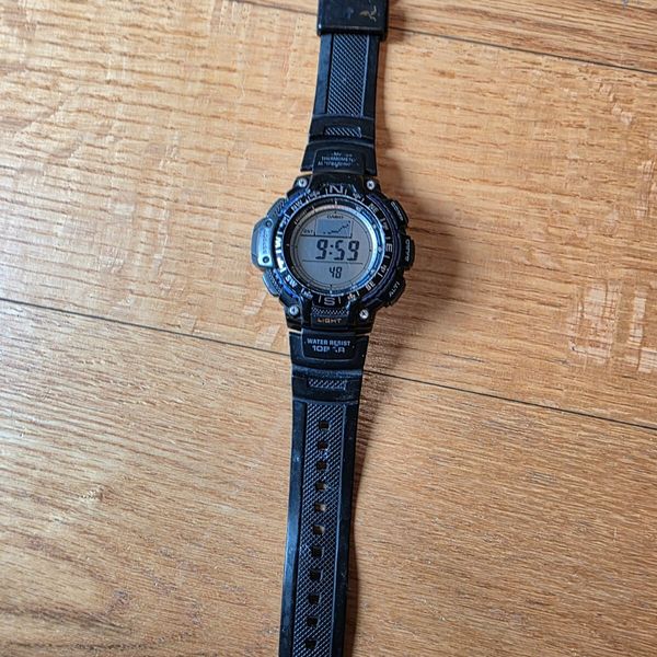 Casio SGW-1000 3439 Triple Sensor Compass Altimeter Barometer watch ...