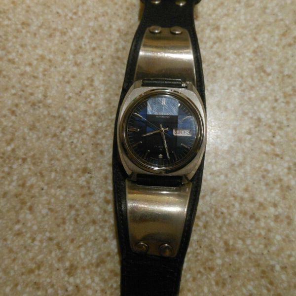 Vintage Seiko Automatic 17 Jewel ( Japan 7009 - 811LR ) Men's Watch "WORKS" | WatchCharts