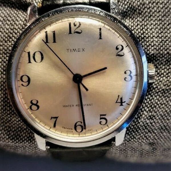 Working Vintage Timex Automatic Self-Winding Men's Watch Rare fast free ...
