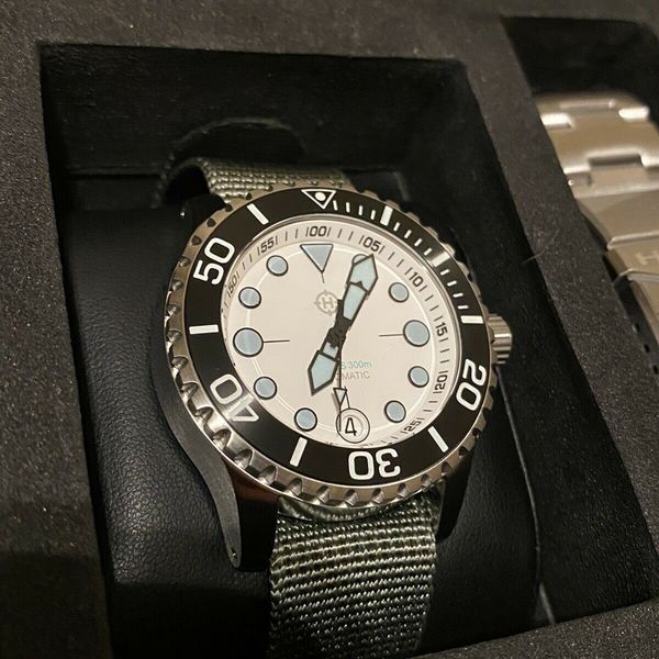 FS: Helm Komodo White Dial diver, BNIB | WatchCharts