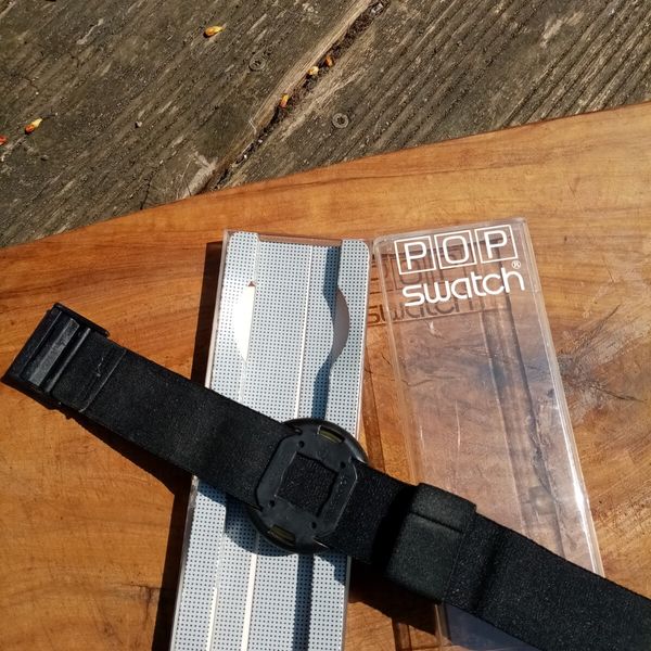 Vintage 1980s Pop Swatch Watch black/Gold, with case | WatchCharts ...