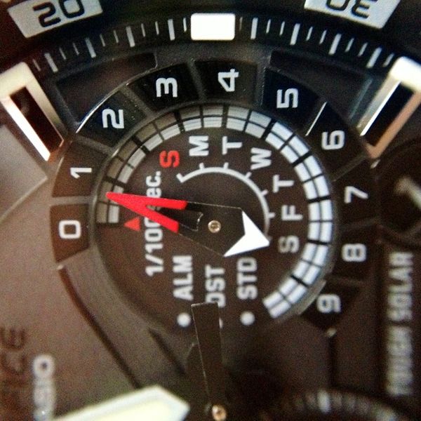 Casio Edifice 5-motor EQS500C-1A1 LNIB | WatchCharts