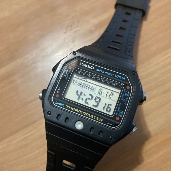 Casio TS-1000, a watch model worn by Ayrton Senna during F1 races ...