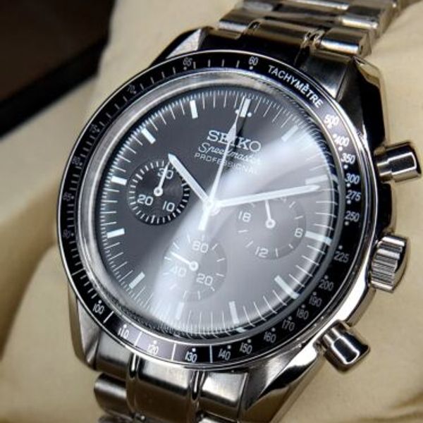 Custom- built SEIKO meca-quartz powered "Speedmaster" moon watch homage ...