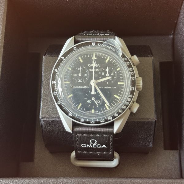 Omega x Swatch Bioceramic MoonSwatch Mission to the Moon (SO33M100 ...