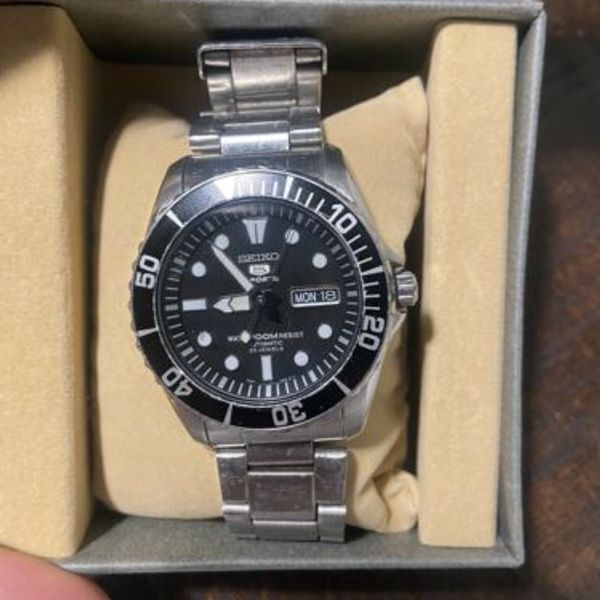 BROKEN DIAL - Seiko Submariner Men's Black Watch - SNZF17K1 | WatchCharts