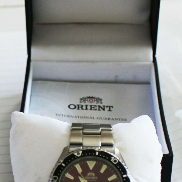 Orient Automatic Stainless Steel F692-UAAO Red Dial Day-Date Divers Men ...