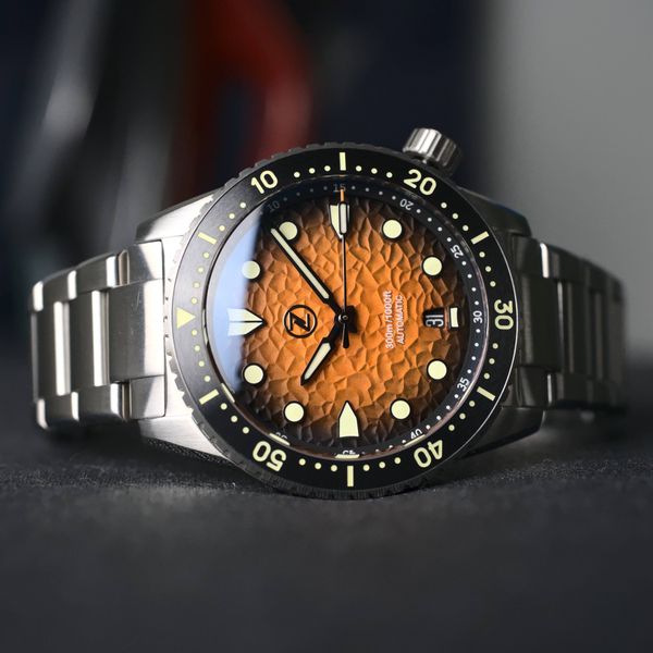 [WTS] Zelos Mako Diver Hammered Orange | WatchCharts Marketplace