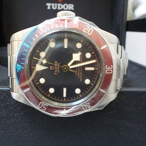FS: BNIB Tudor 79230 SS Sub Black Bay w/SS Bracelet. | WatchCharts ...