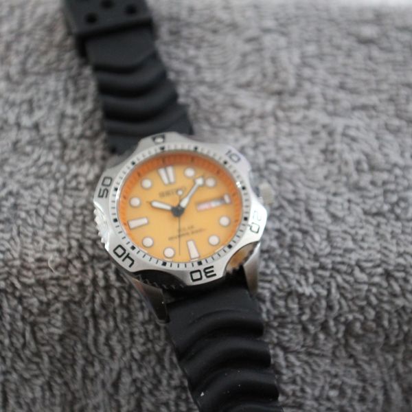 FS: Seiko SNE109 Solar | WatchCharts