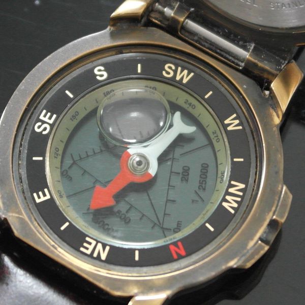 VINTAGE SEIKO Seiko Alba Field Gear Compass 1988 Men's Watch V722-6A80 Rare! | WatchCharts ...