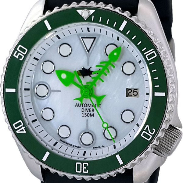 Vintage SEIKO diver FISH-BONE hands White MOP dial Mod Genuine 7002 ...