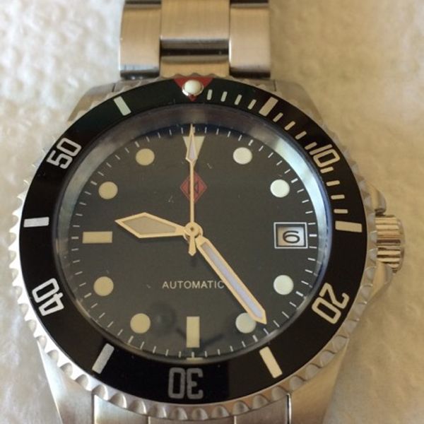 SOLD: Invicta 8926OB Dagaz Milsub Mod $115 | WatchCharts Marketplace