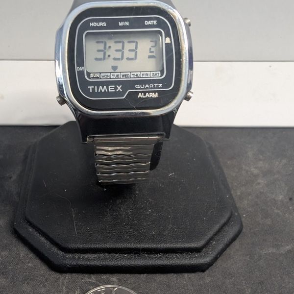 Vintage Timex Quartz Digital Alarm Watch 70s/80s Retro Stainless Steel ...