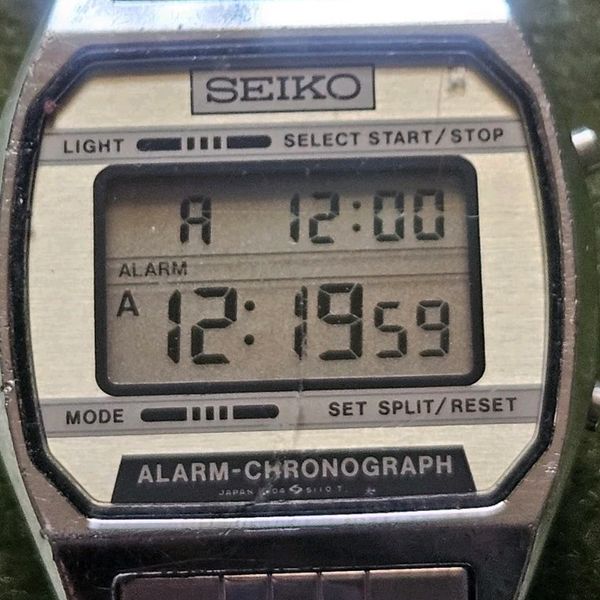 SEIKO Men's A904 -5199 Silver Digital Watch Chronograph Water Resistant ...