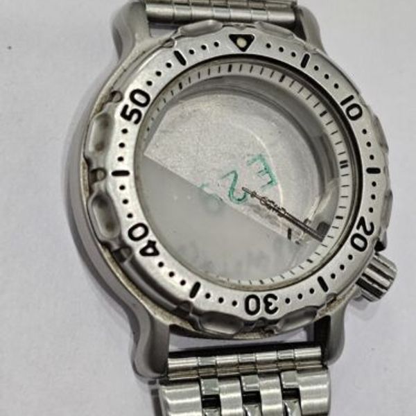 Vintage Casio MD-705 Diver Watch Case,Strap,Stem Spares | WatchCharts Marketplace