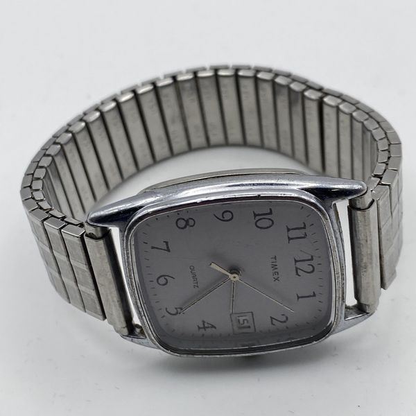 Vtg Timex W Cell Men Dress Date Quartz Analog 29mm Watch New battery ...