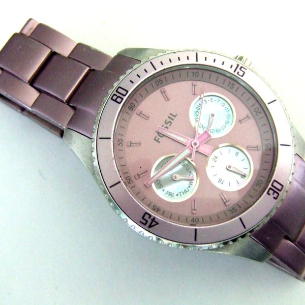 Ladies Chunky Pink Stainless Steel Fossil Bracelet Watch | WatchCharts ...