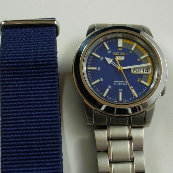 Seiko 5 Racer Automatic | WatchCharts