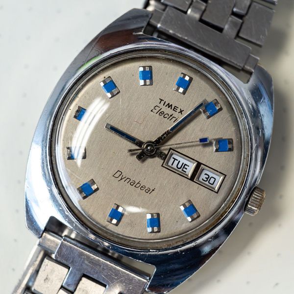 Timex Electric Dynabeat Cream Dial with Royal Blue Markers and Polished ...