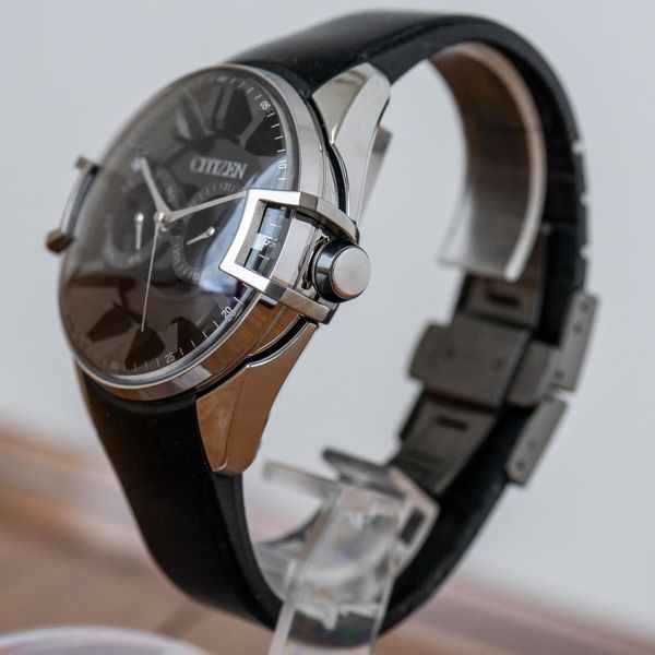 [WTS] Eco-Drive “Eyes”. A Baselworld Concept Watch from Citizen, with a ...