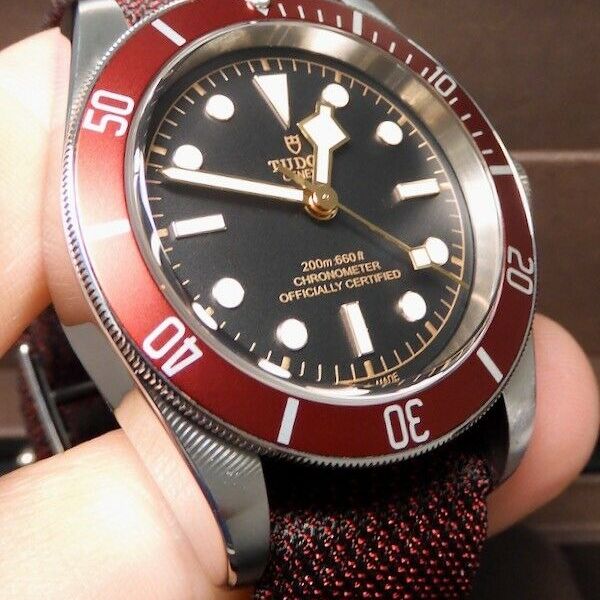 Rolex Tudor Black Bay Burgundy Bezel Ref. 79230R With both Straps Near ...